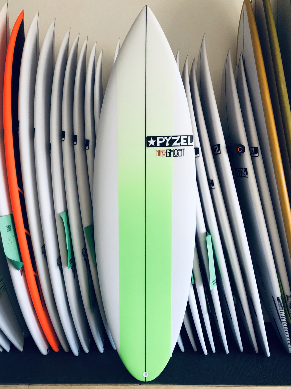 Pyzel Surfboards - Mini Ghost-Round